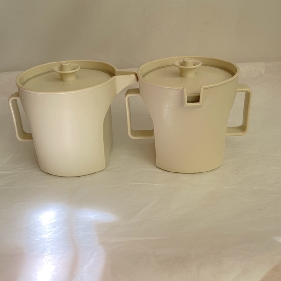 Tupperware | Kitchen | Vintage Tupperware Sugar And Creamer Set With ...